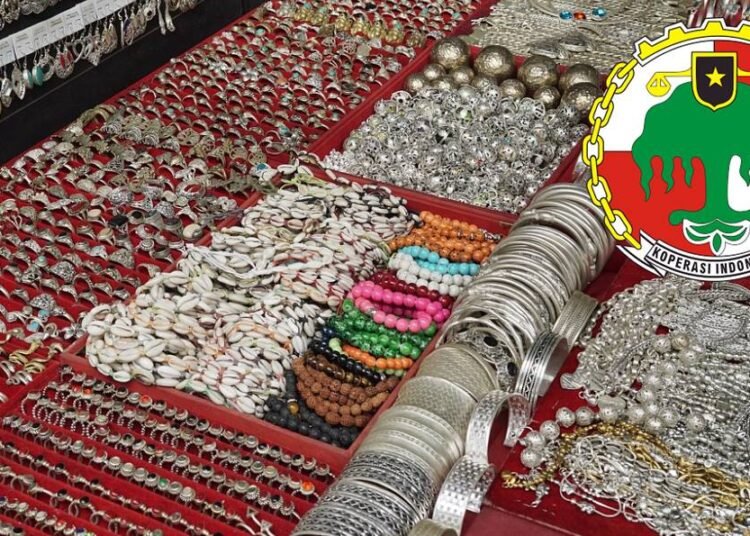 Koperasi Simpan Pinjam: Pengertian, Fungsi, dan Cara Kerja - Moneynesia